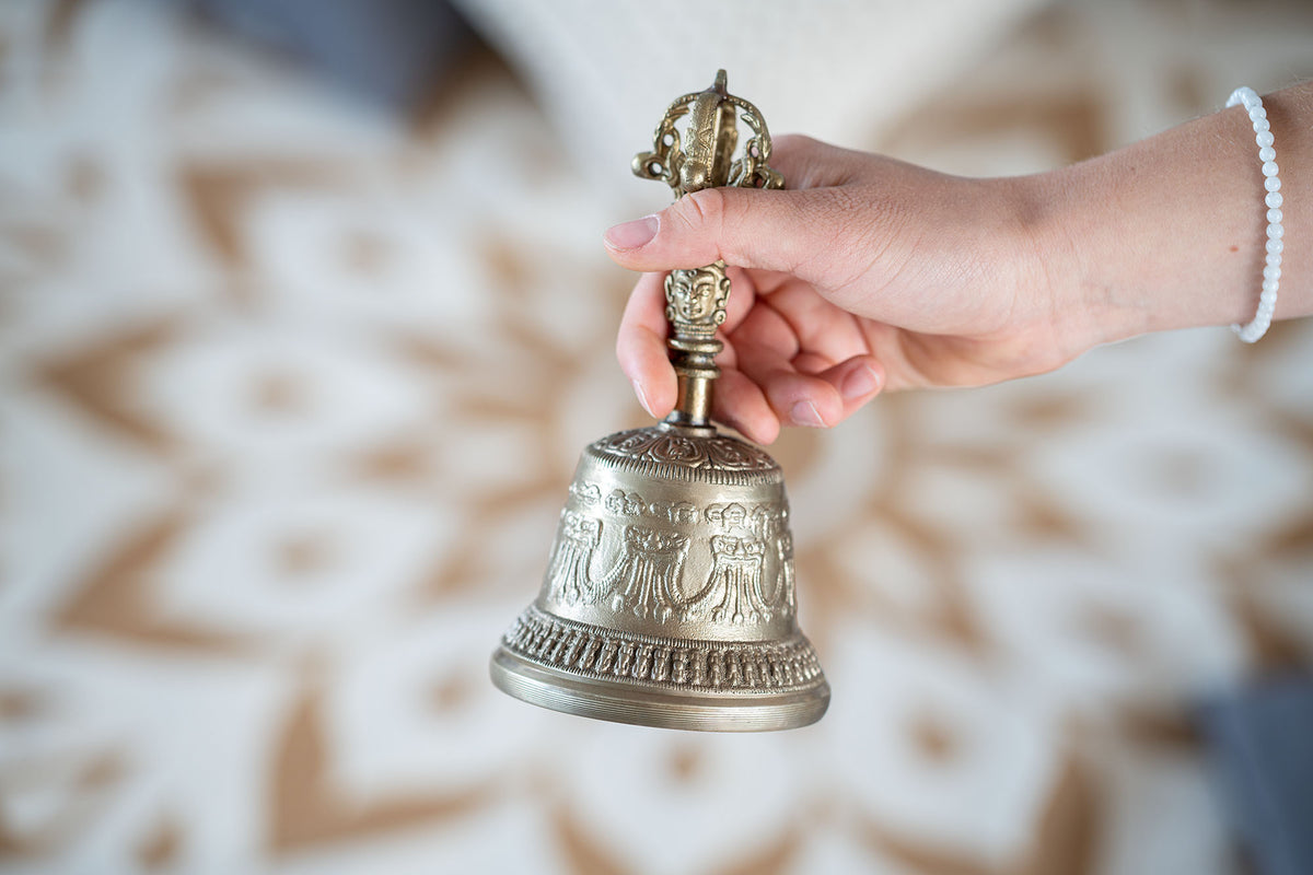 Meinl Sonic Energy Bell Medium - 3.4" / 8.6 cm - 12.5 oz / 355 g – Into ...